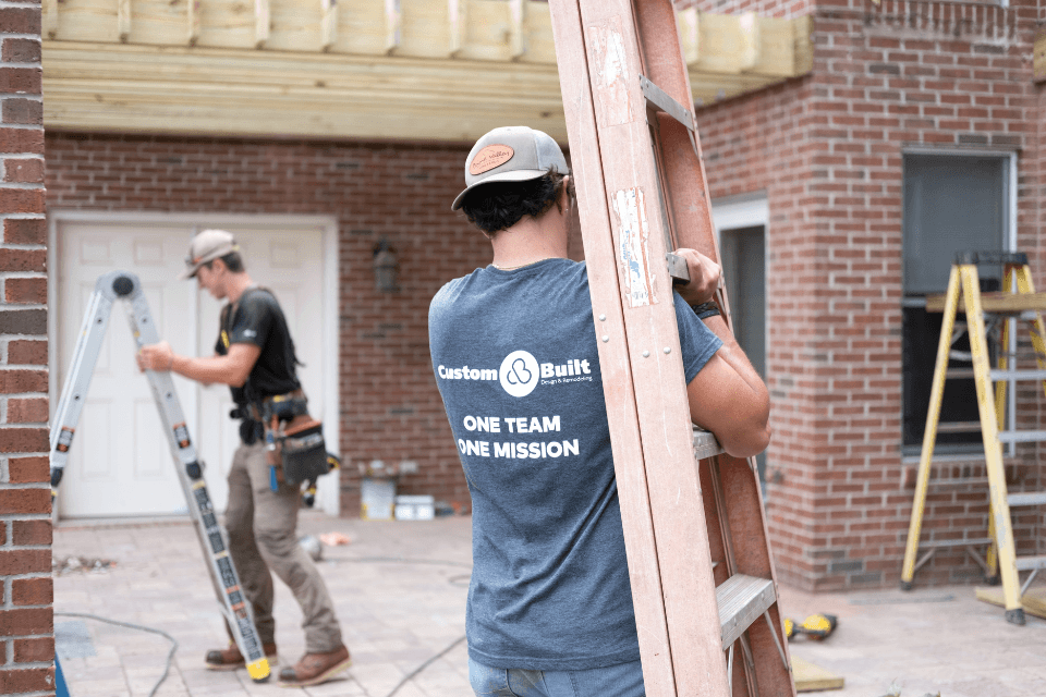 Top 8 Questions to Ask Before Hiring a Remodeling Contractor